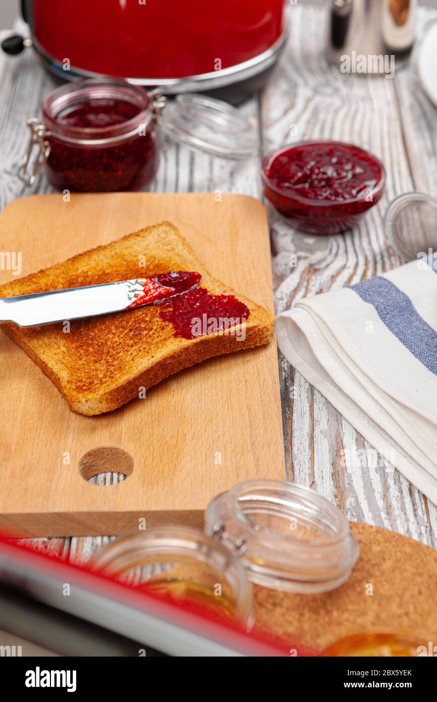 Toast jump hi-res stock photography and images - Alamy