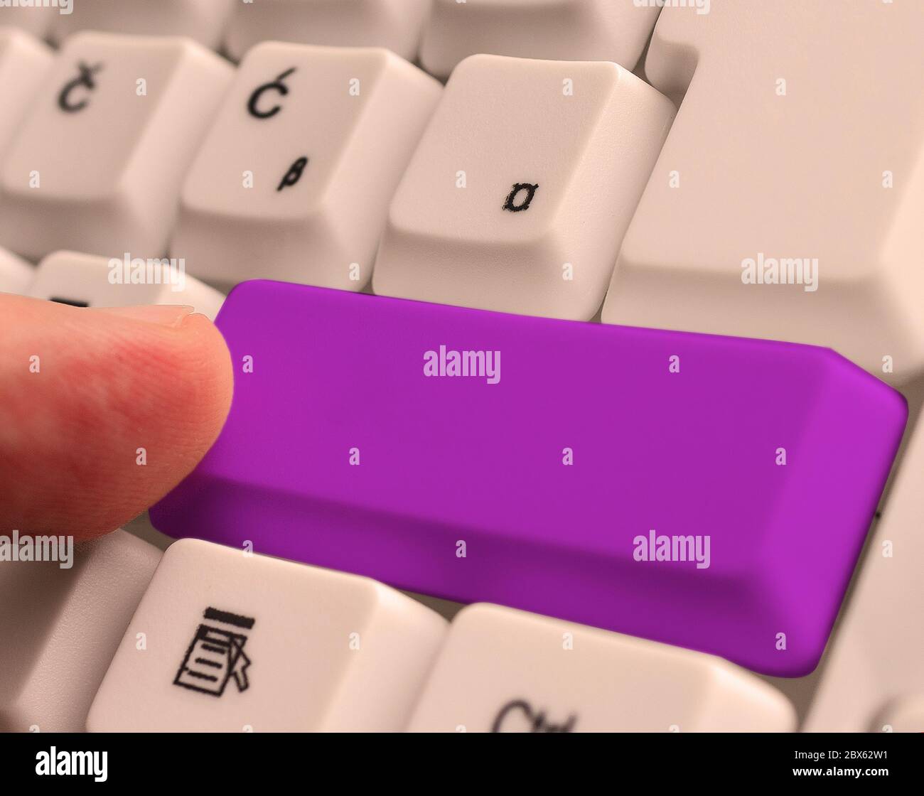 White Pc Keyboard With Empty Note Paper Above White Key Copy Space ...