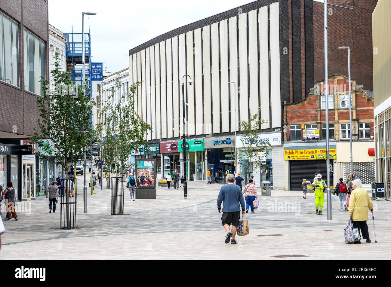 Shoppers Barnsley High Resolution Stock Photography and Images - Alamy