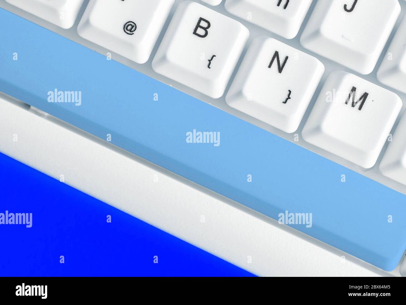 Pc Keyboard Key With Empty Note Paper Above Copy Space Stock Photo - Alamy