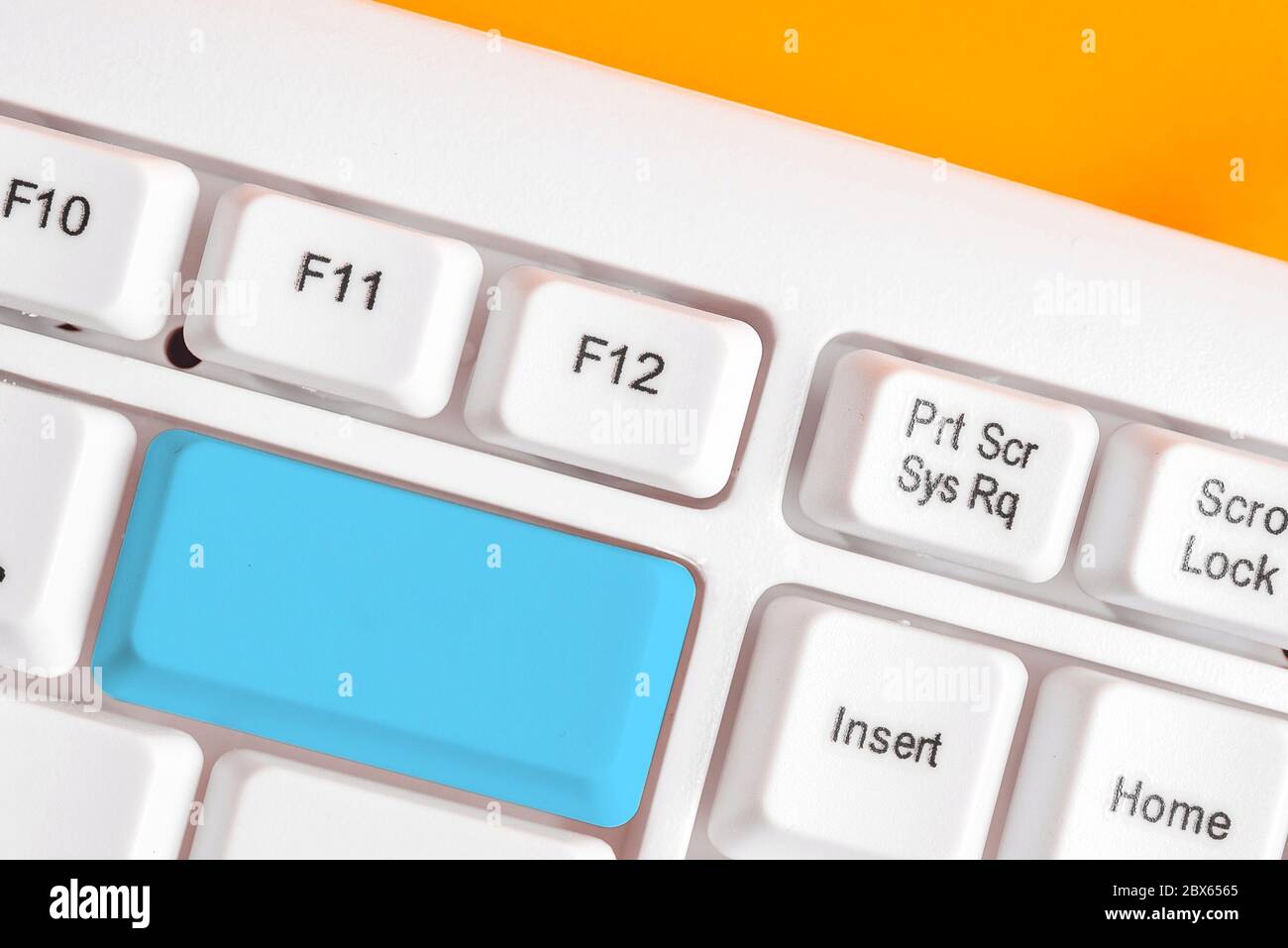 Pc Keyboard Key With Empty Note Paper Above Copy Space Stock Photo - Alamy