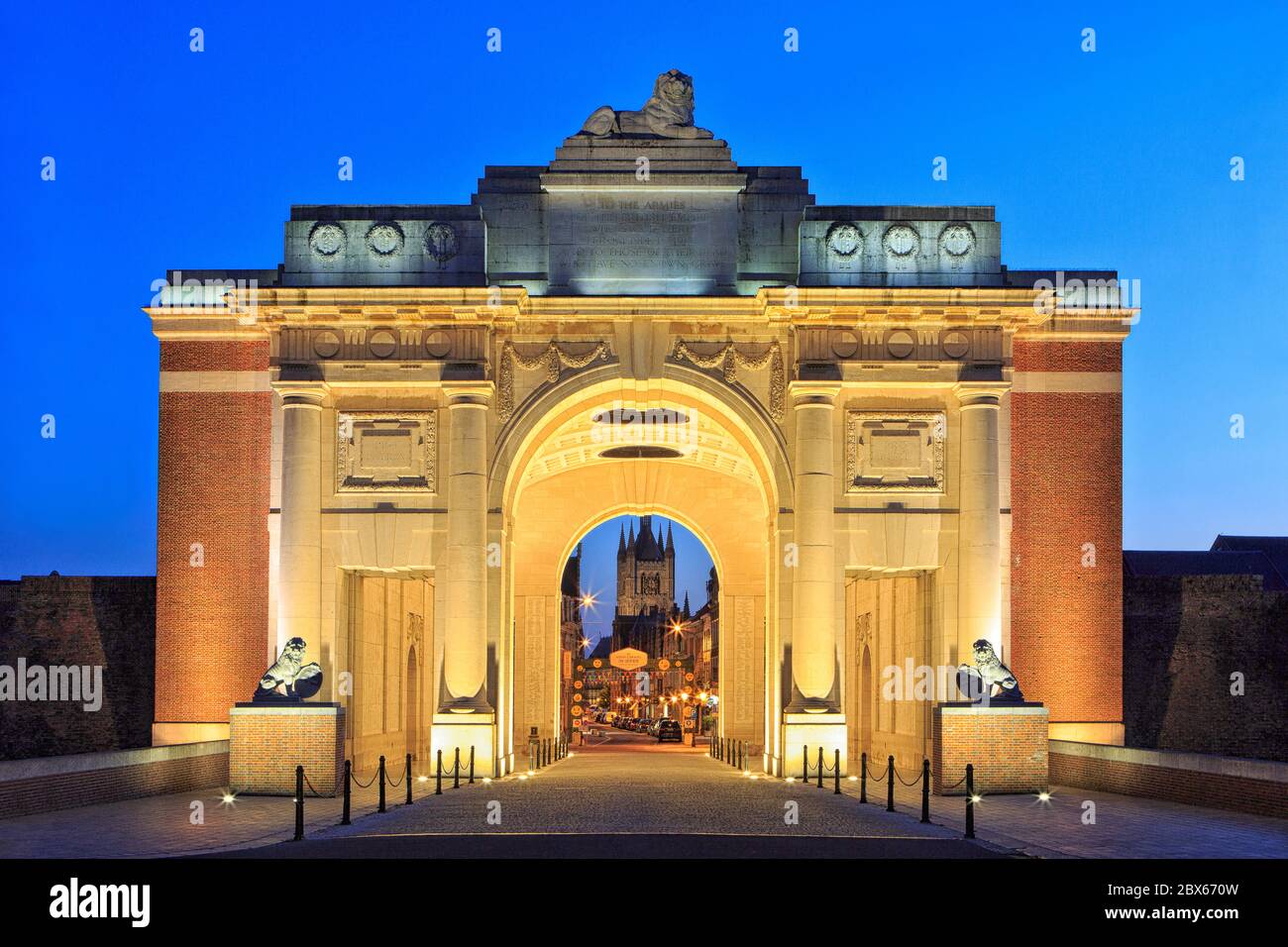 World war i memorial arch hi-res stock photography and images - Alamy