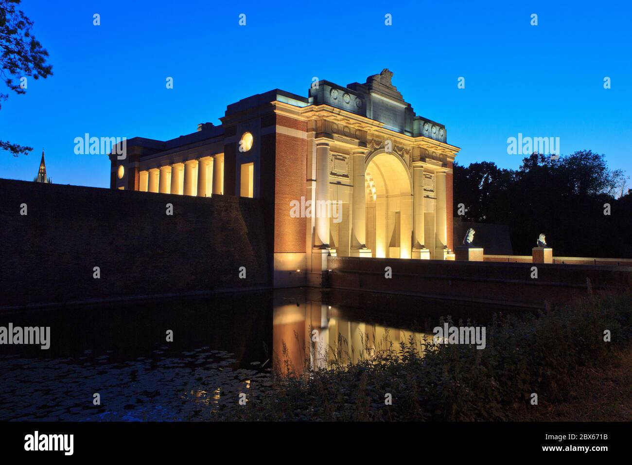 World war i memorial arch hi-res stock photography and images - Alamy