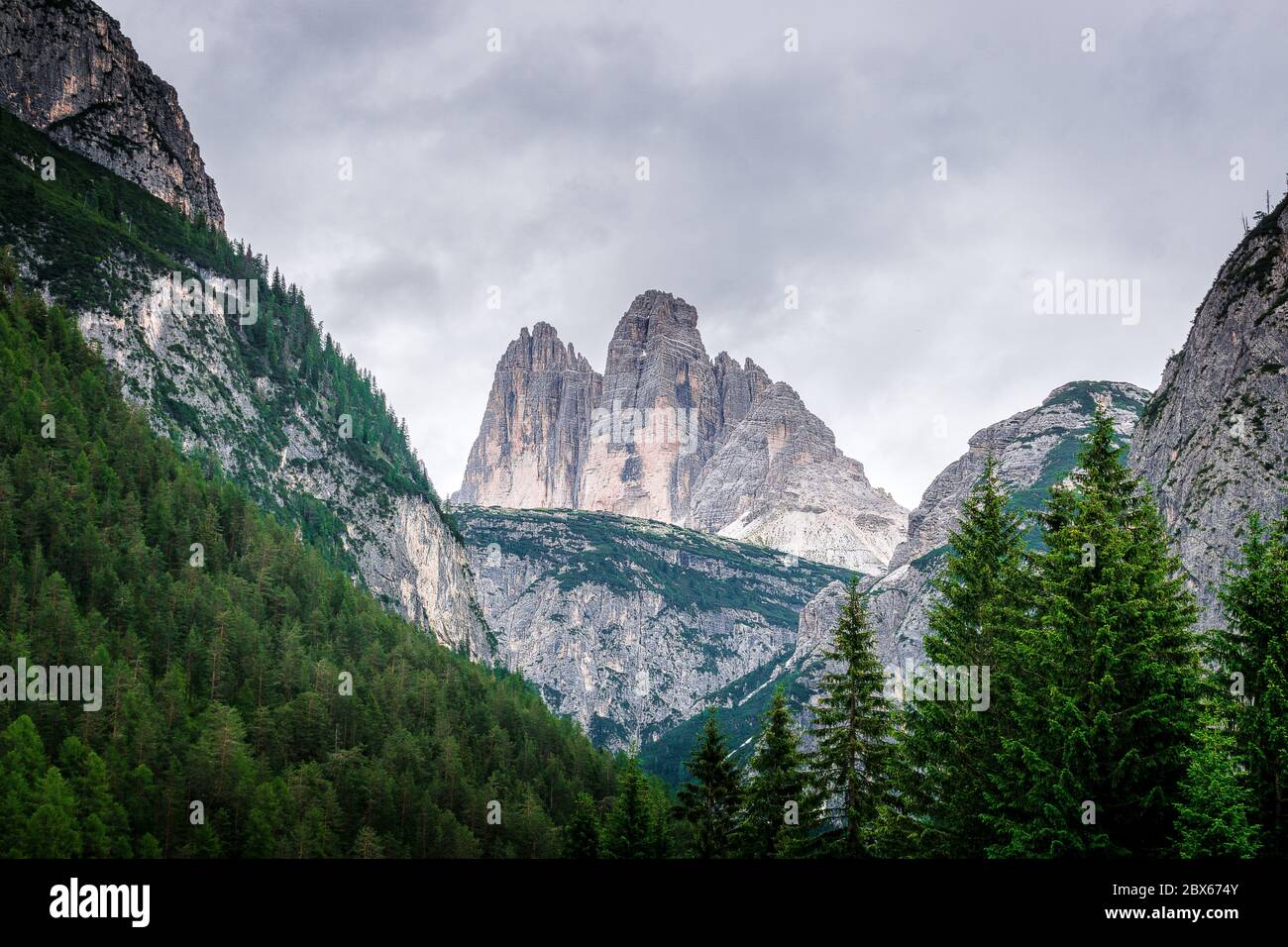 Toblacher See and view of the Drei Zinnen from Toblach in South Tyrol ...