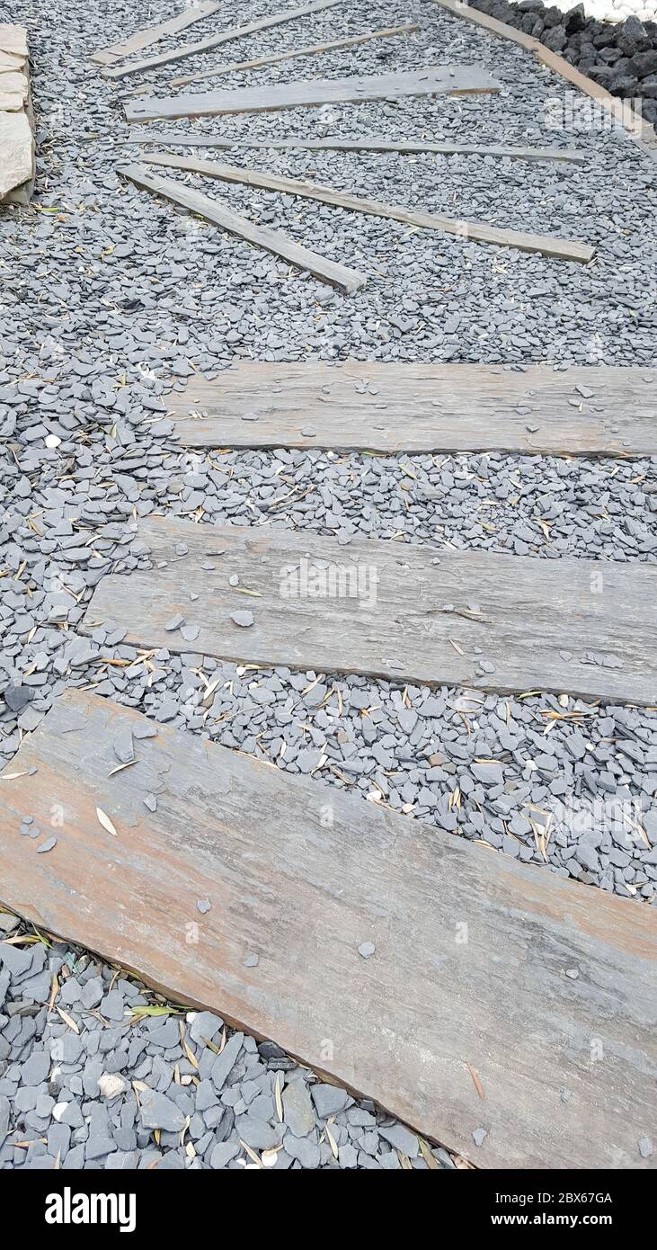 Japan zen path stone steps in garden Stock Photo - Alamy