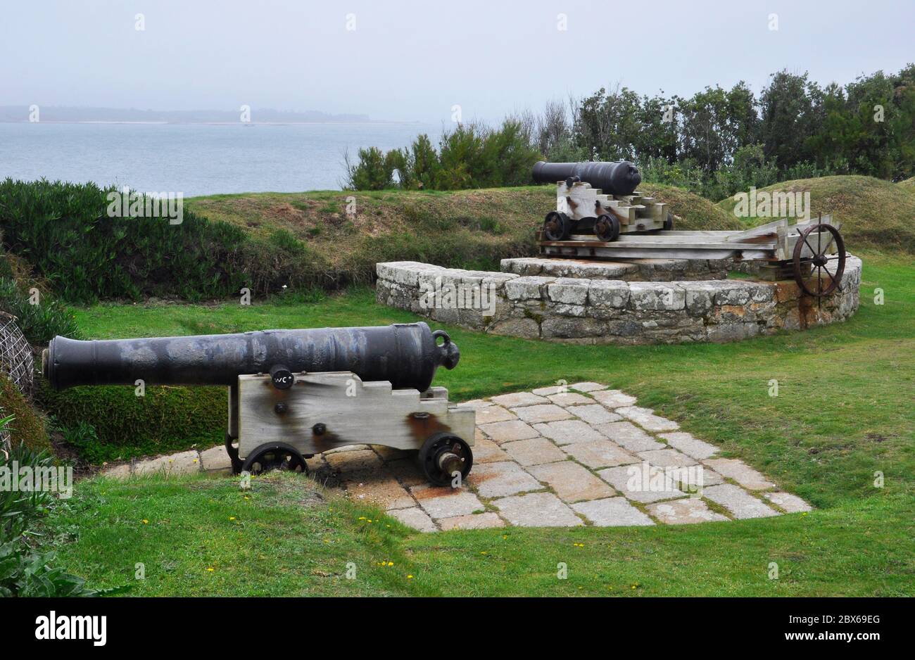 A fixed cannon and a moveable cannon in King Charles battery on the ...