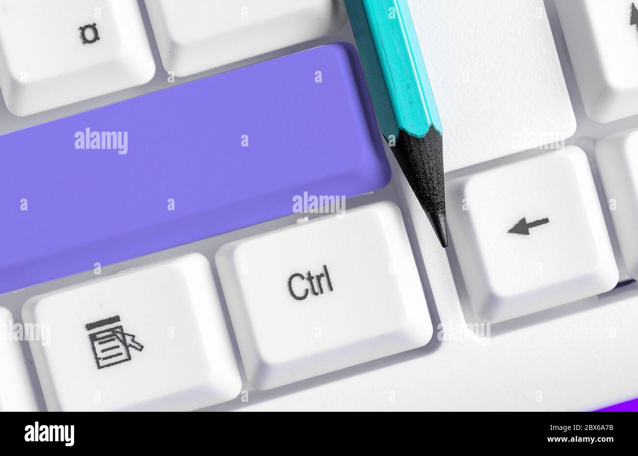 Pc Keyboard Key With Empty Note Paper Above Copy Space Stock Photo - Alamy