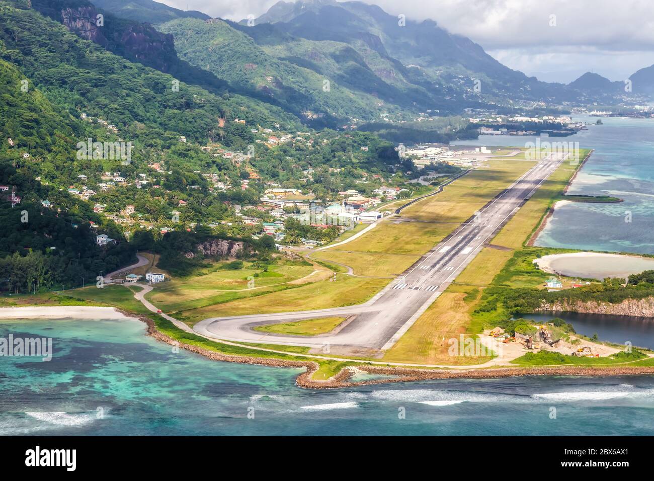 Aerial view traffic on airport runway hi-res stock photography and ...