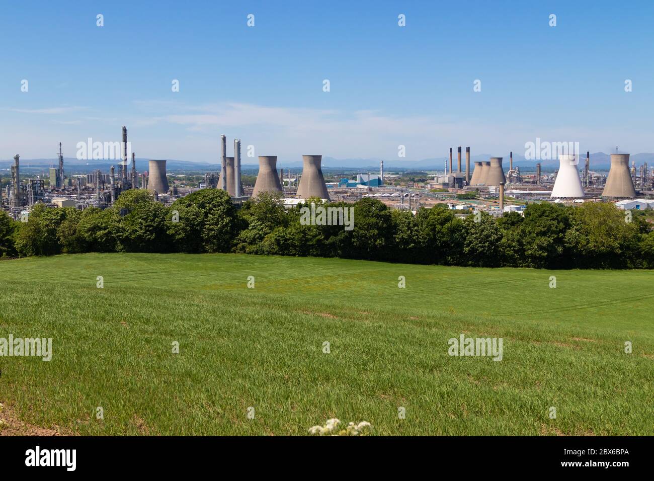 Grangemouth Refinery owned by Ineos on the Firth of Forth, Scotland ...