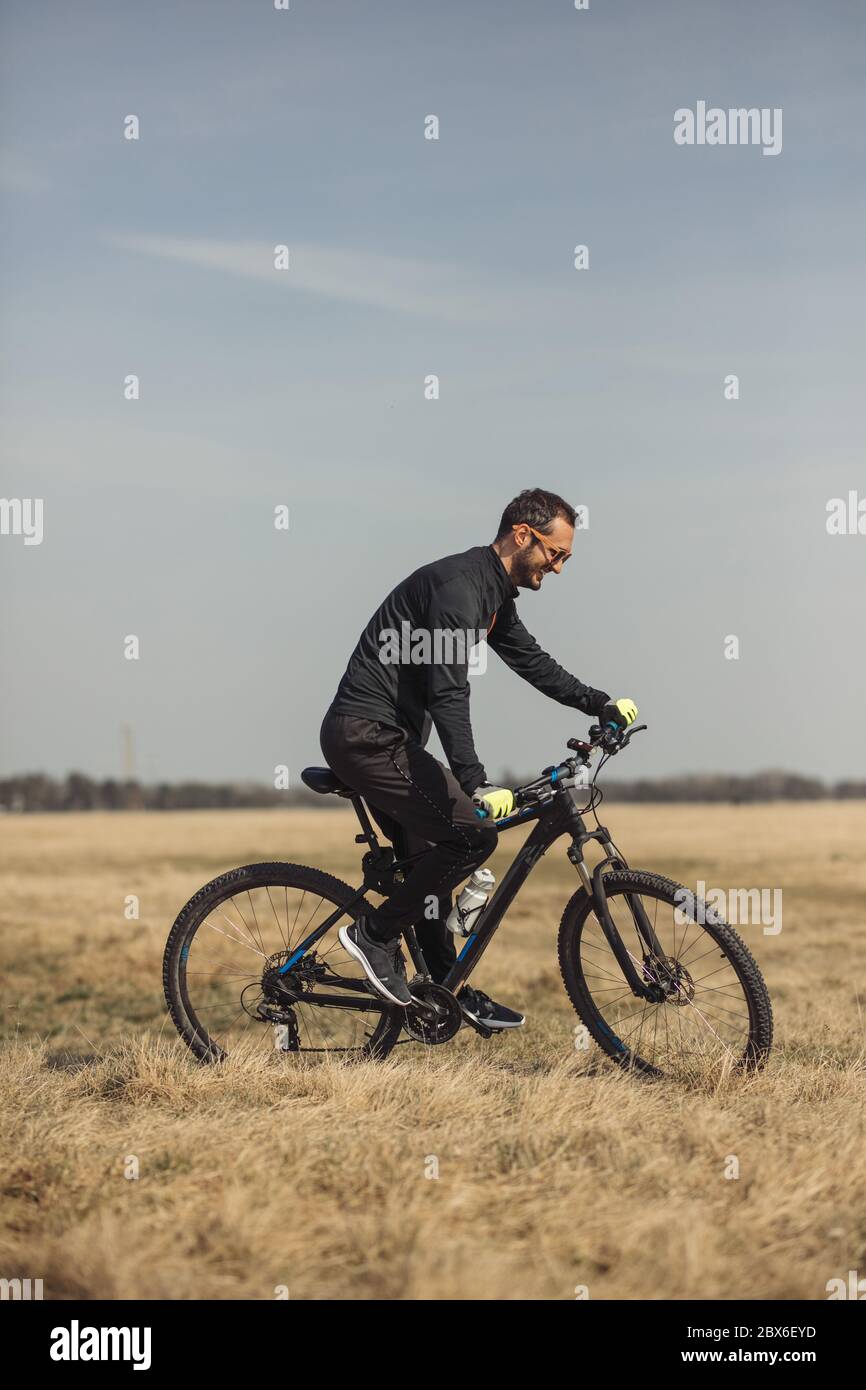 Bike munich cycle blue hi-res stock photography and images - Alamy