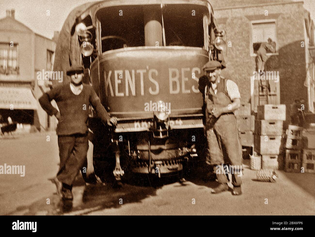 steam driven brewery wagon,East Kent 1920's Stock Photo - Alamy