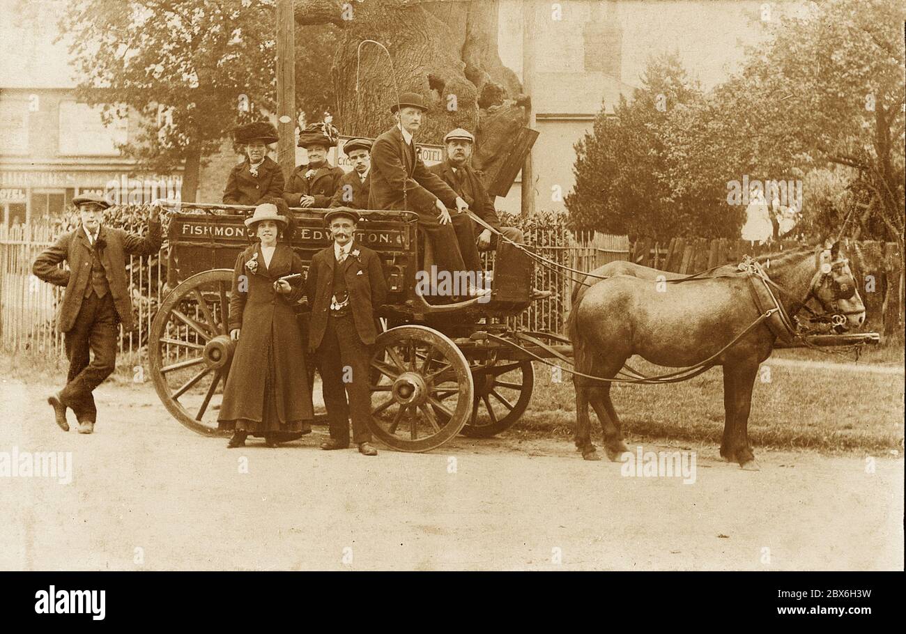horse drawn carriage,vintage photo, Edmonton,London Stock Photo - Alamy