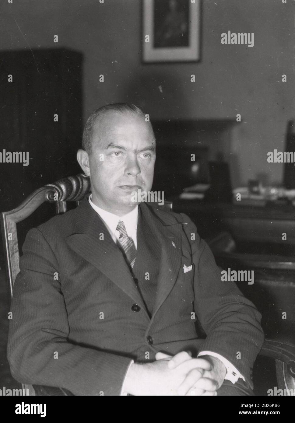 Portrait of man Heinrich Hoffmann Photographs 1933 Adolf Hitler's ...