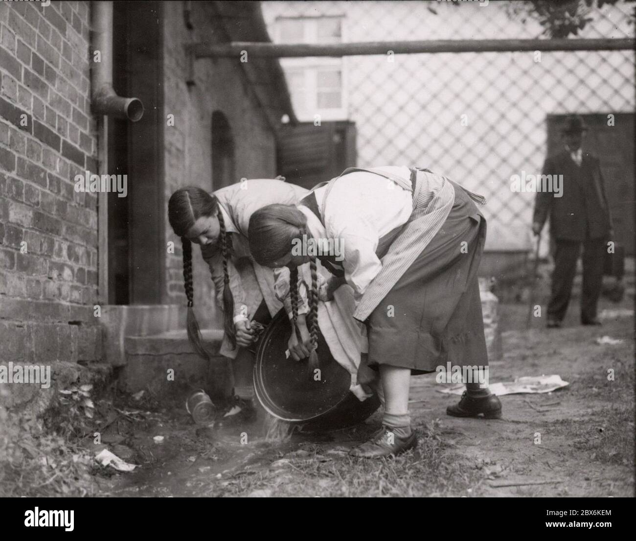 BDM and Jungmaedel. - Report Heinrich Hoffmann Photographs 1933 Adolf ...