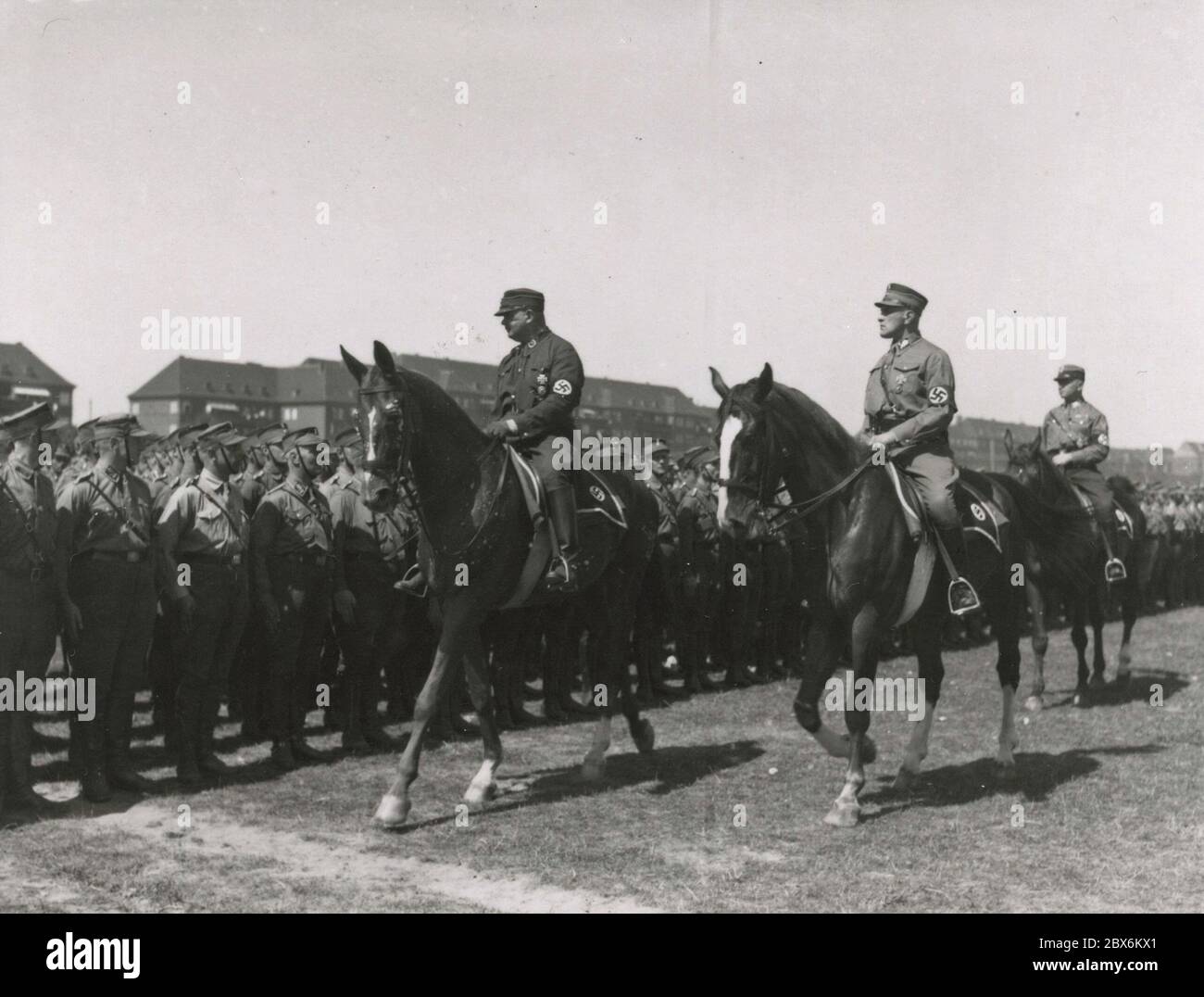 Appeal by the SA and inspection by the chief of staff of the SA Ernst ...