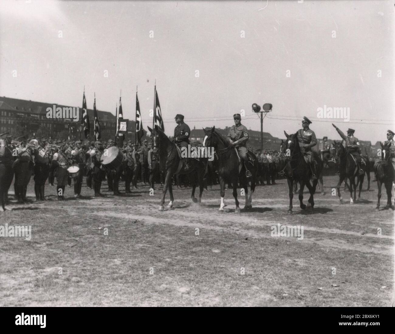 Appeal by the SA and inspection by the chief of staff of the SA Ernst ...