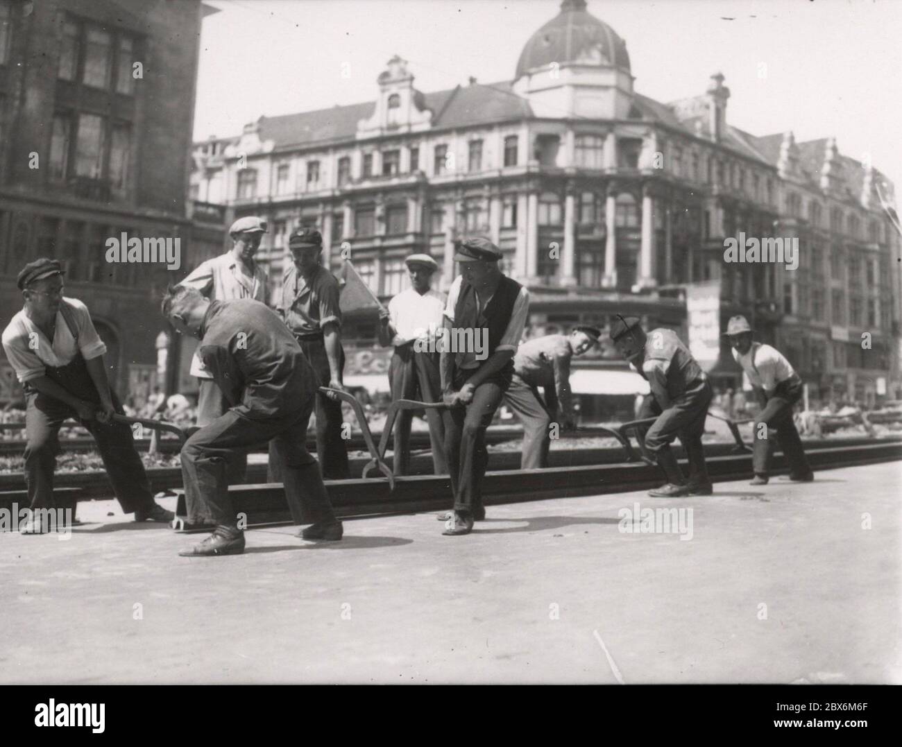 Nazi germany public works hi-res stock photography and images - Alamy