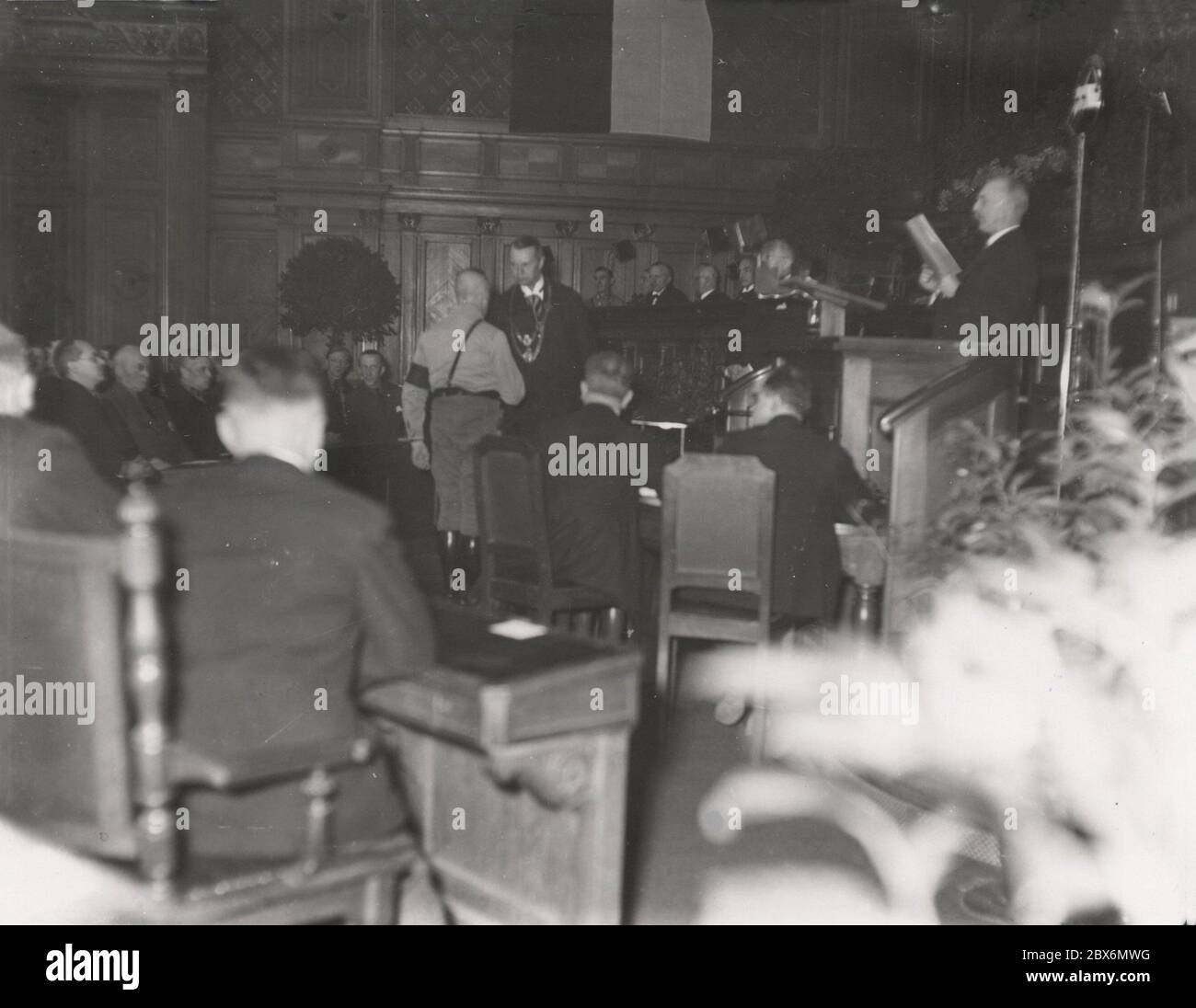City Council meeting in Berlin City Hall. Heinrich Hoffmann Photographs ...
