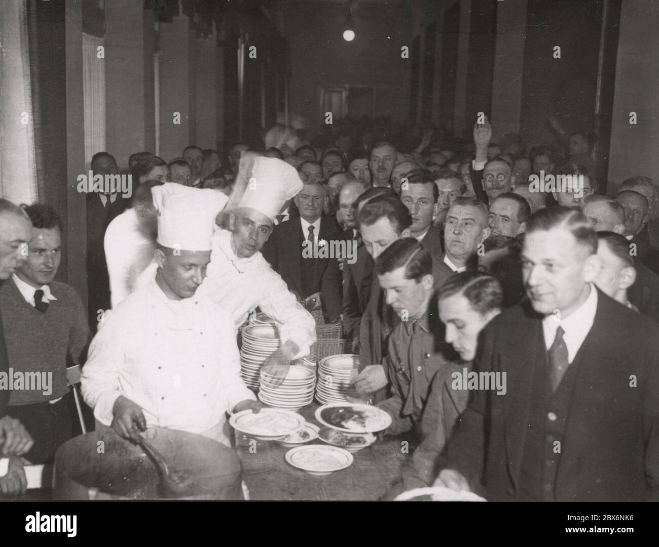 Adolf hitler official 1933 archive portrait hi-res stock photography ...