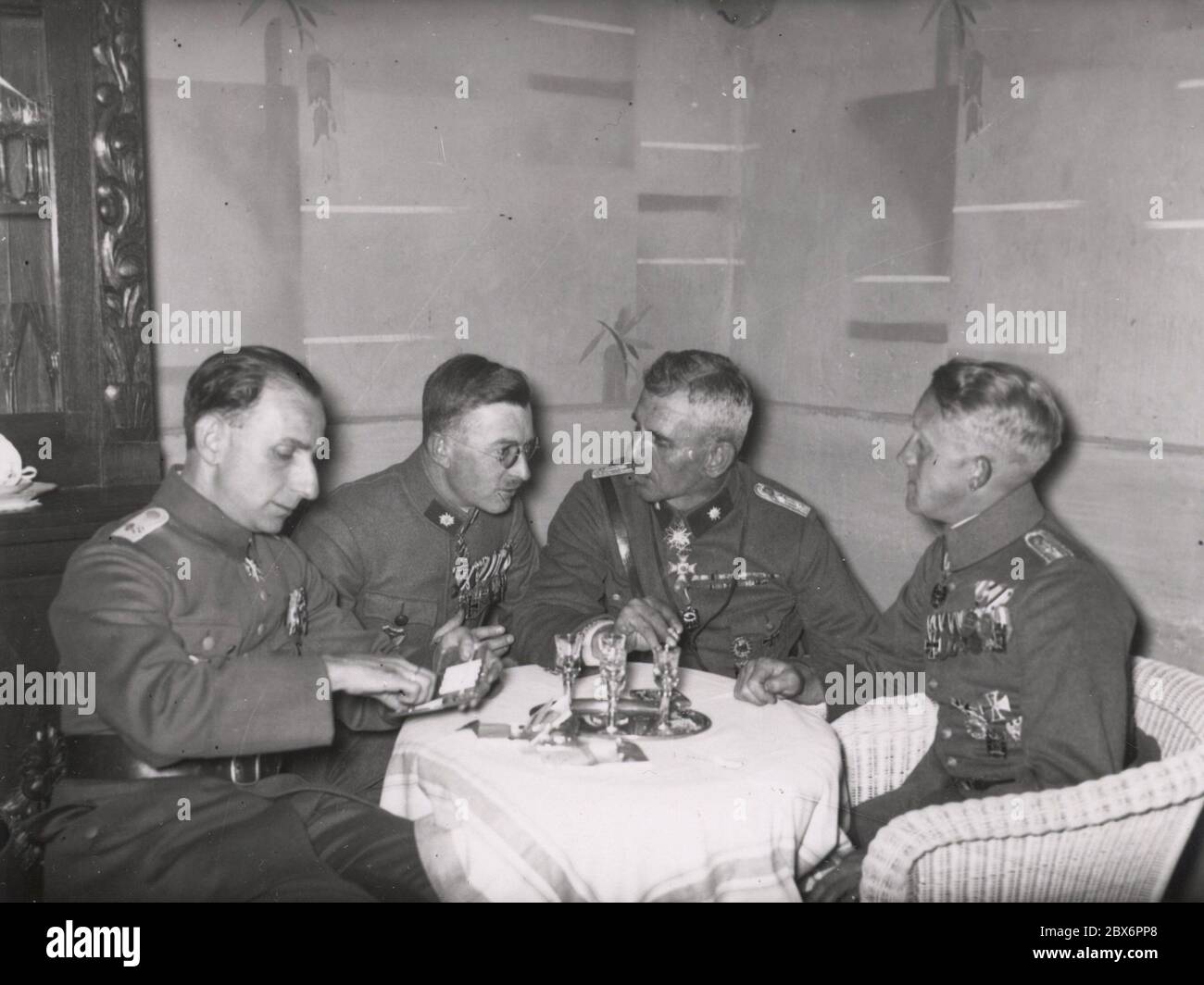 Heinrich Hoffmann Photographs Heinrich Hoffmann Photographs 1933 Adolf ...