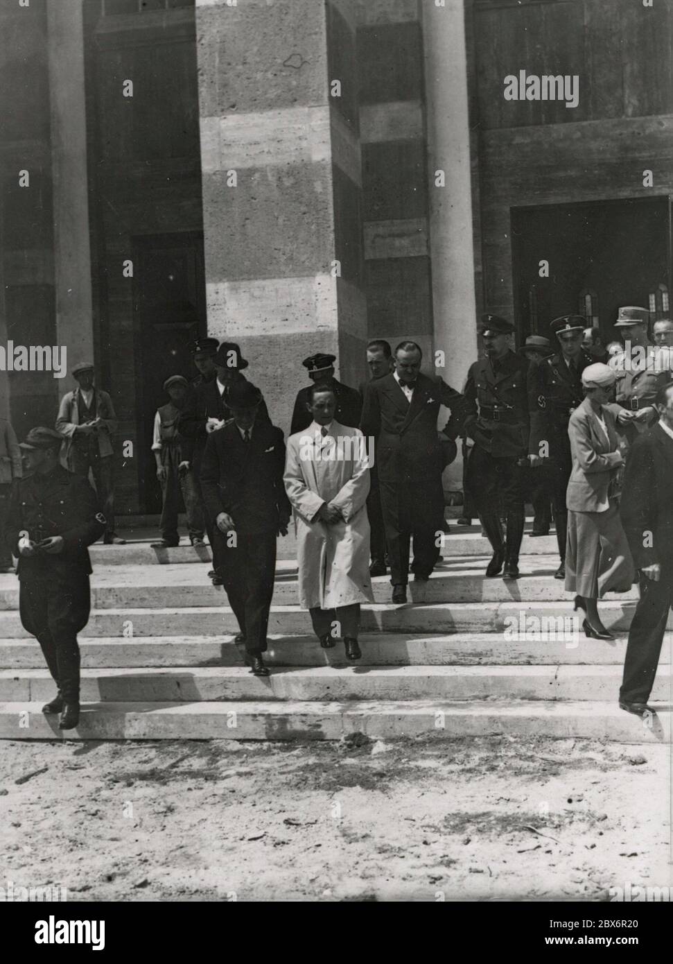 Reception for Dr. Goebbels - Hanke Heinrich Hoffmann Photographs 1933 ...