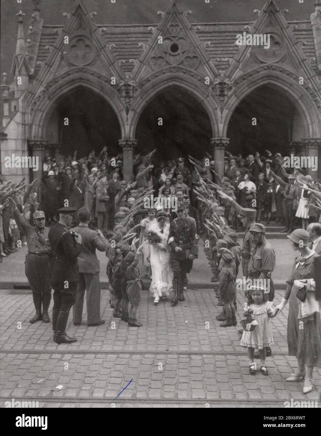 SA wedding Heinrich Hoffmann Photographs 1933 Adolf Hitler's official ...