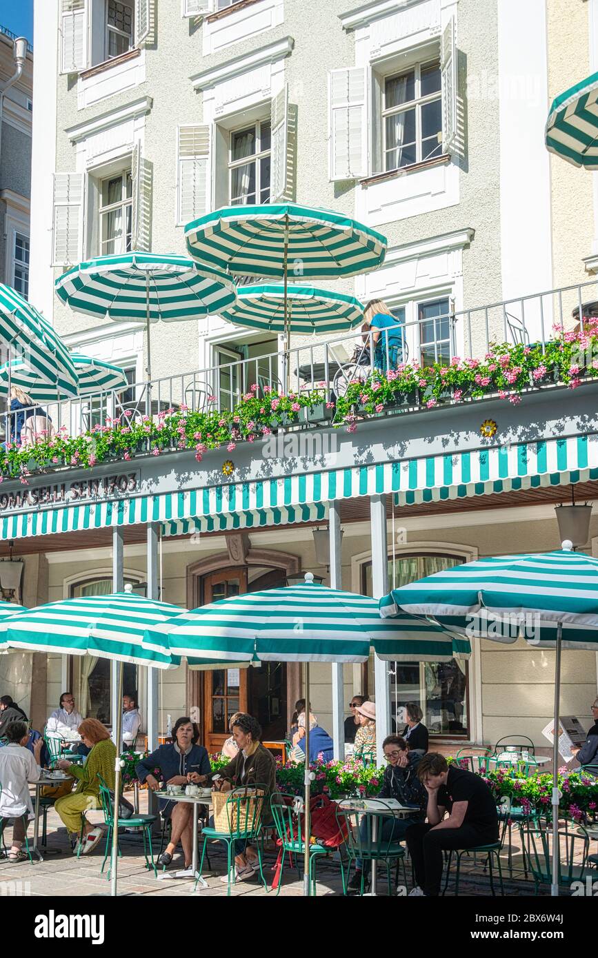 The famous cafe Tomaselli in Salzburg, Austria Stock Photo - Alamy