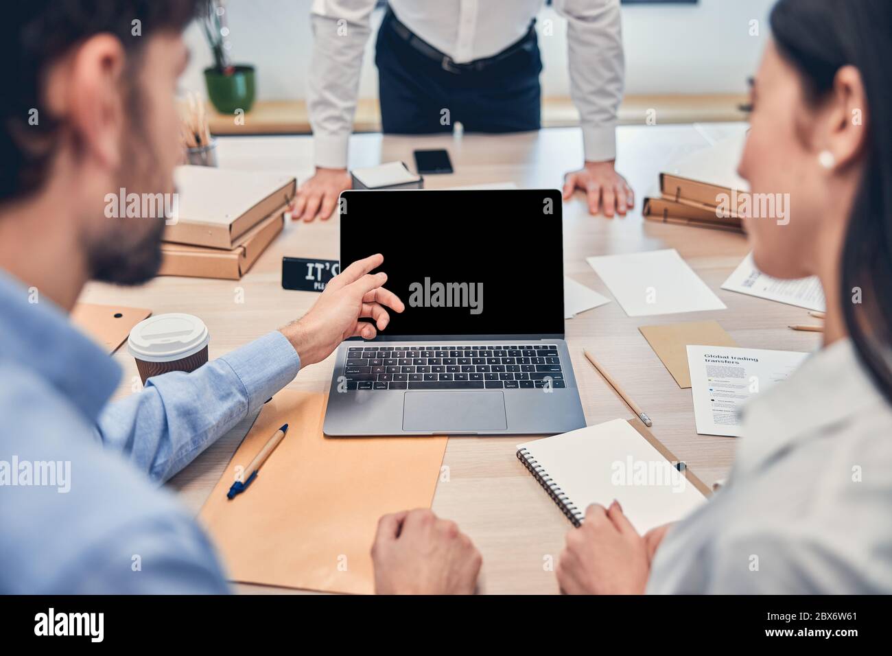 Teammates working hi-res stock photography and images - Alamy