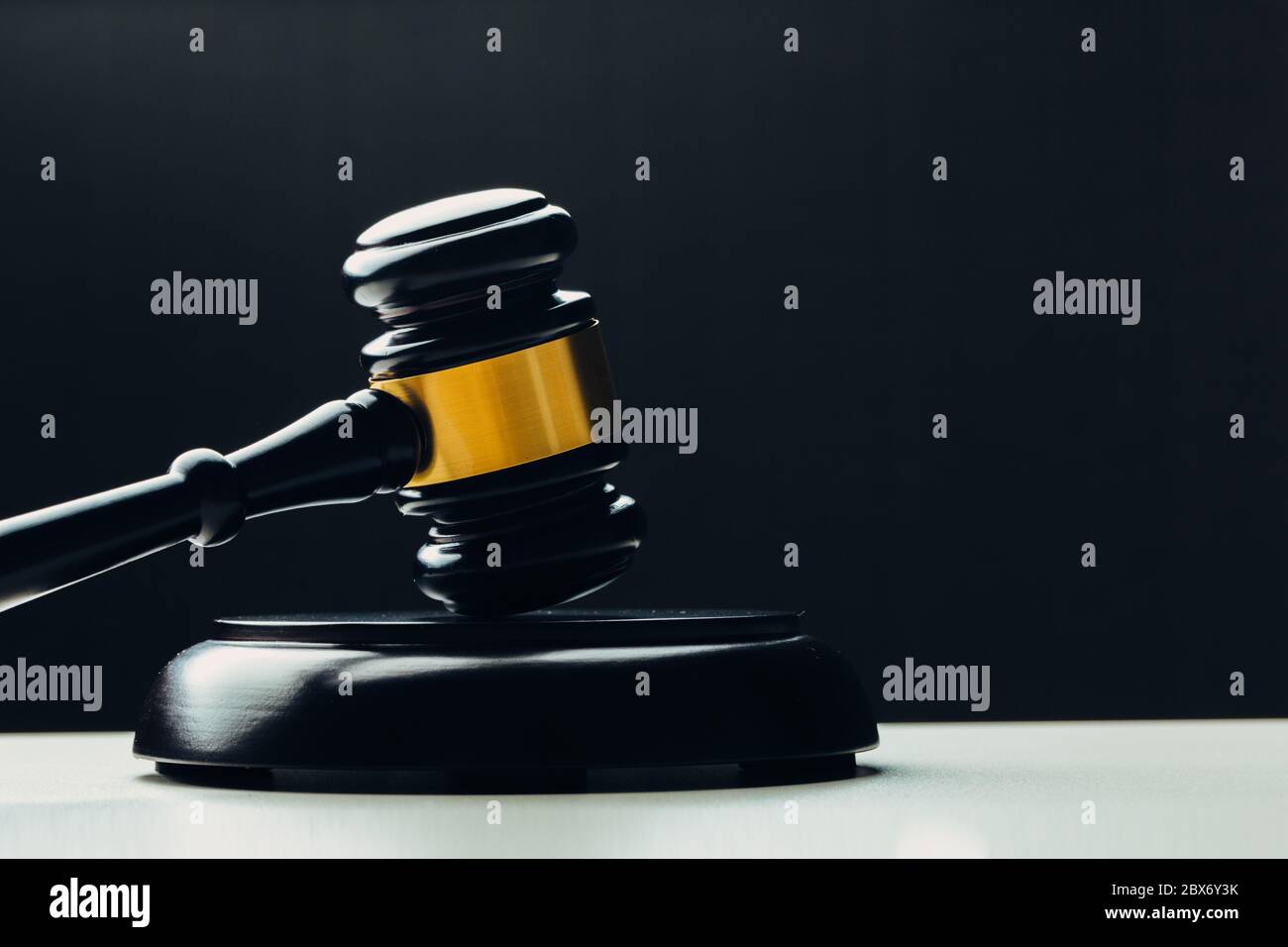 Jury table hi-res stock photography and images - Alamy
