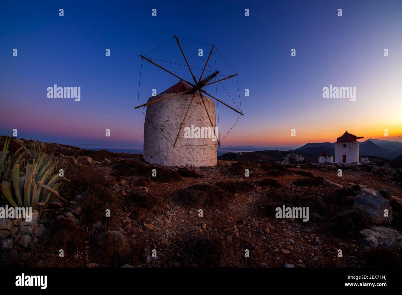 Chora milos sunset hi-res stock photography and images - Alamy
