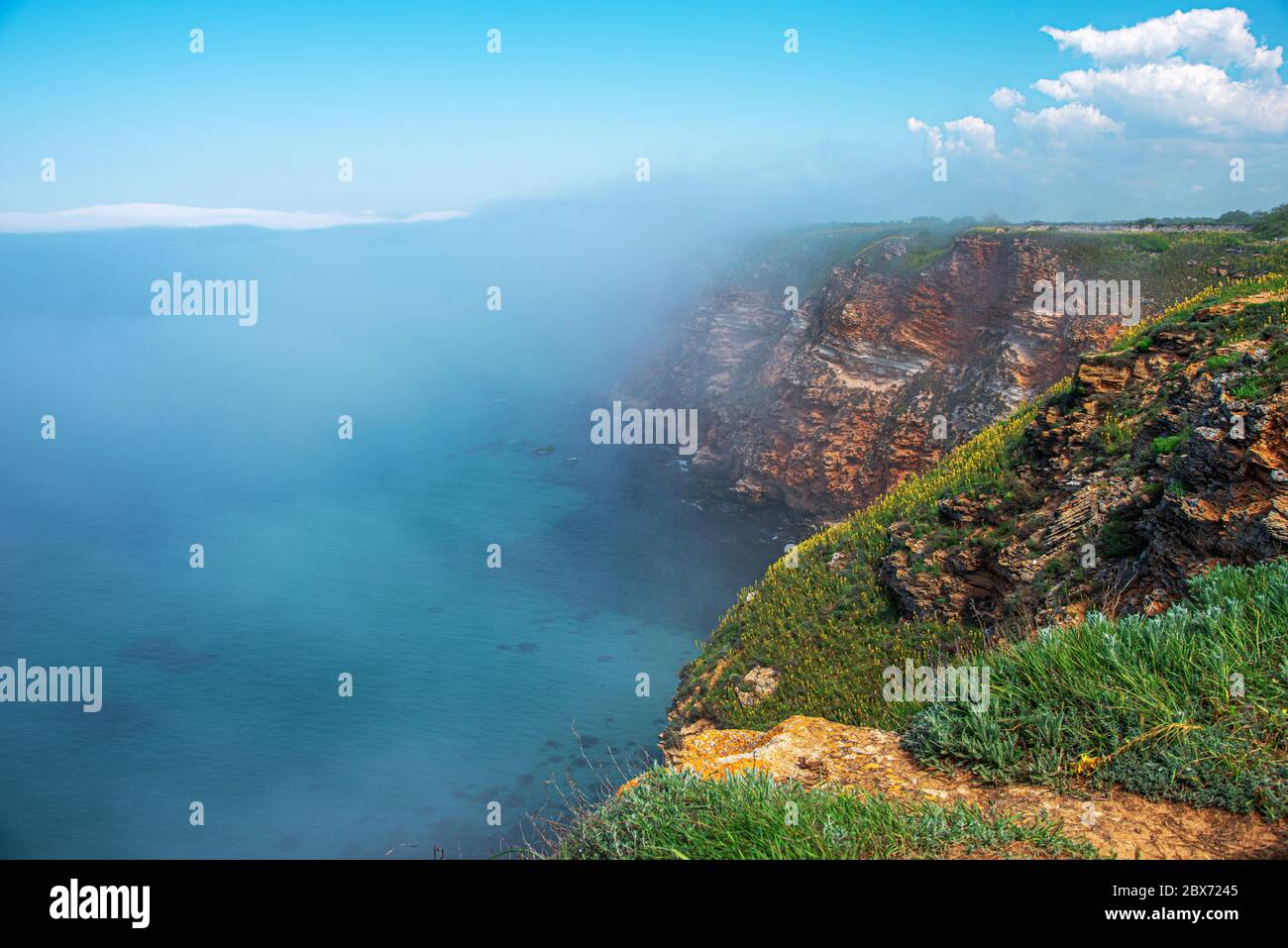 Fog over sea hi-res stock photography and images - Alamy