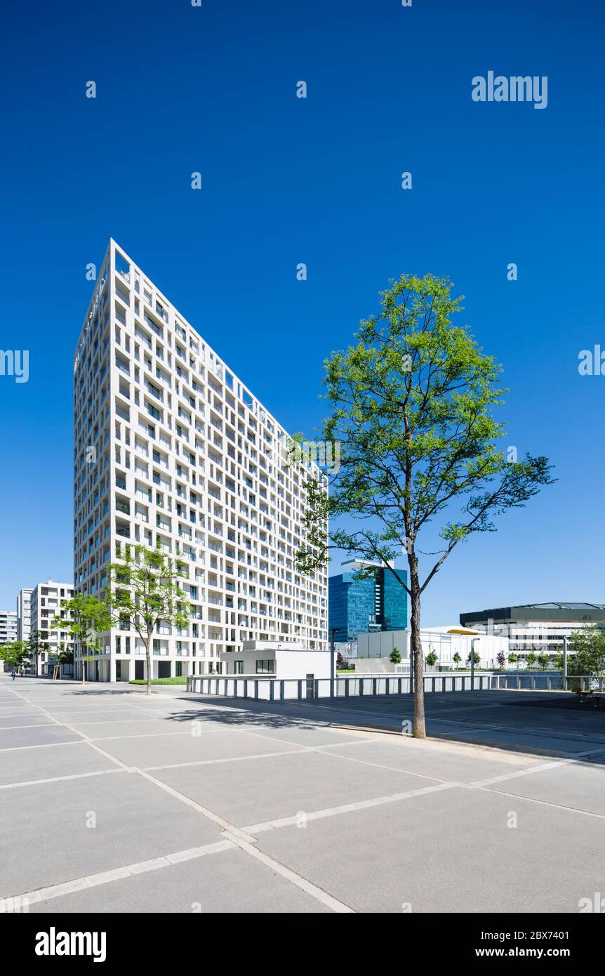 The modern DC Living appartment building in Vienna's Donau City ...