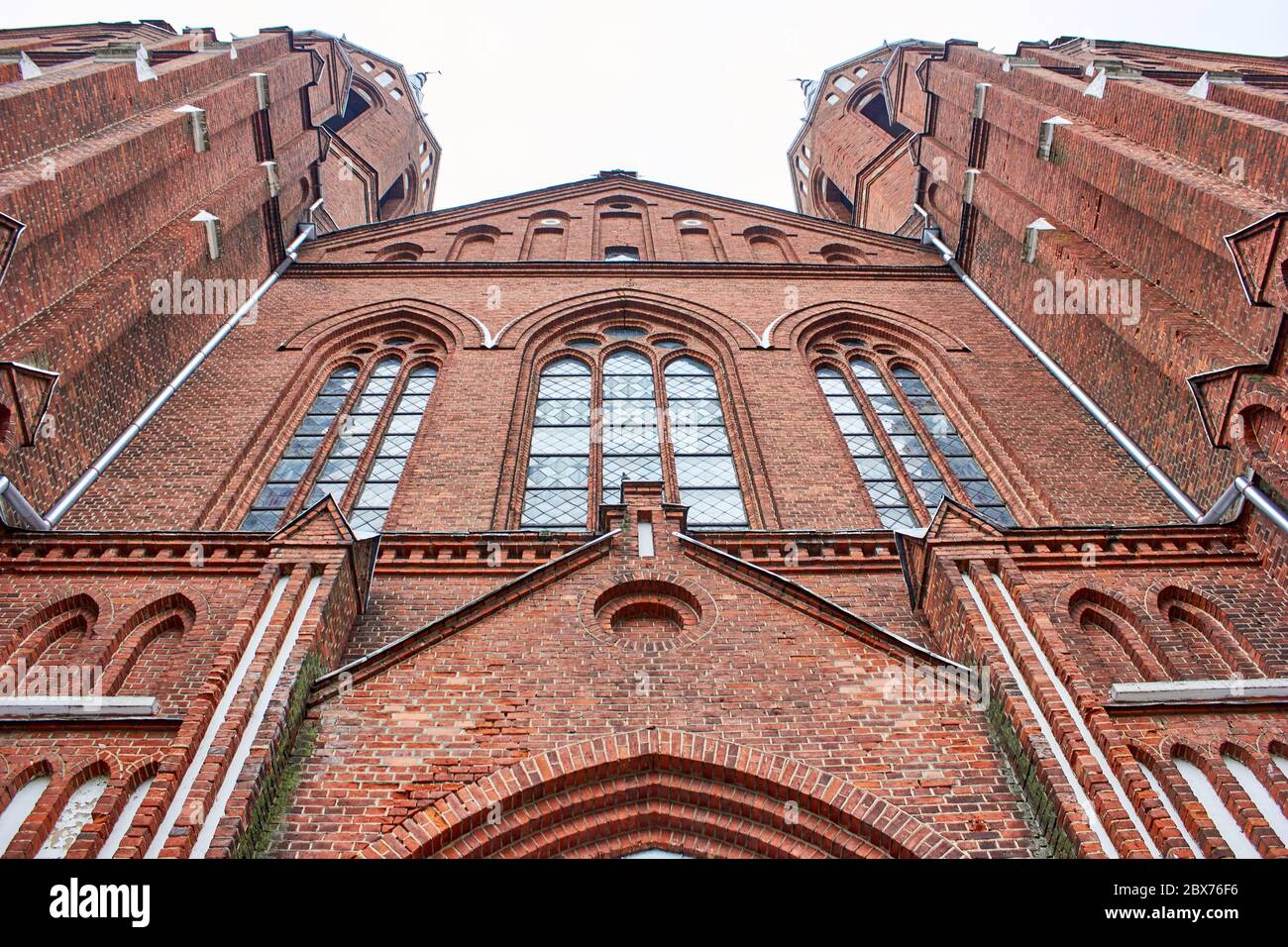 Front of Gothic style red brick church Stock Photo - Alamy