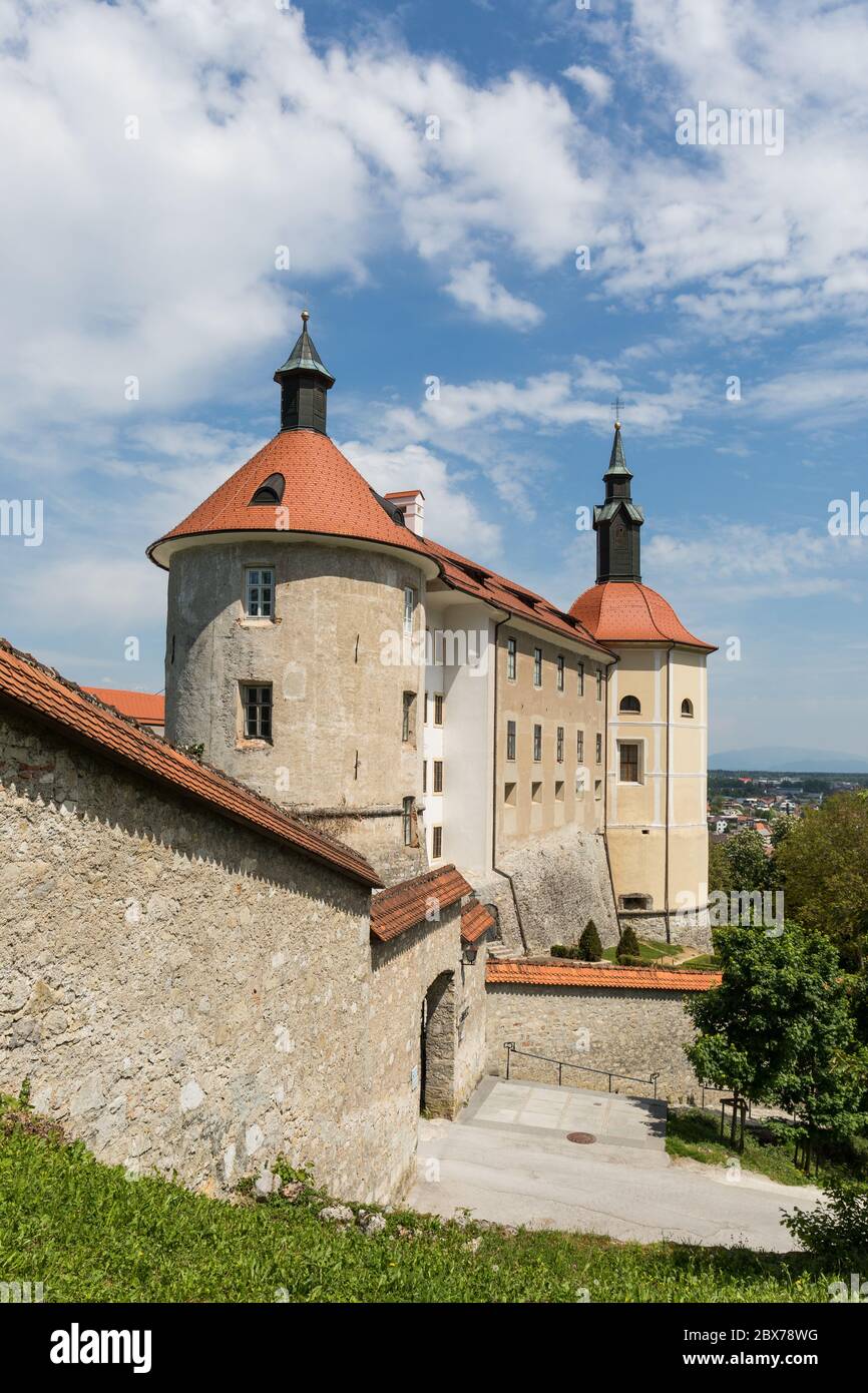 Castle loski grad hi-res stock photography and images - Alamy