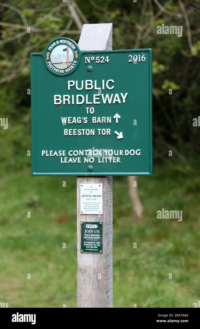 Public bridleway sign in the Manifold Valley Stock Photo - Alamy