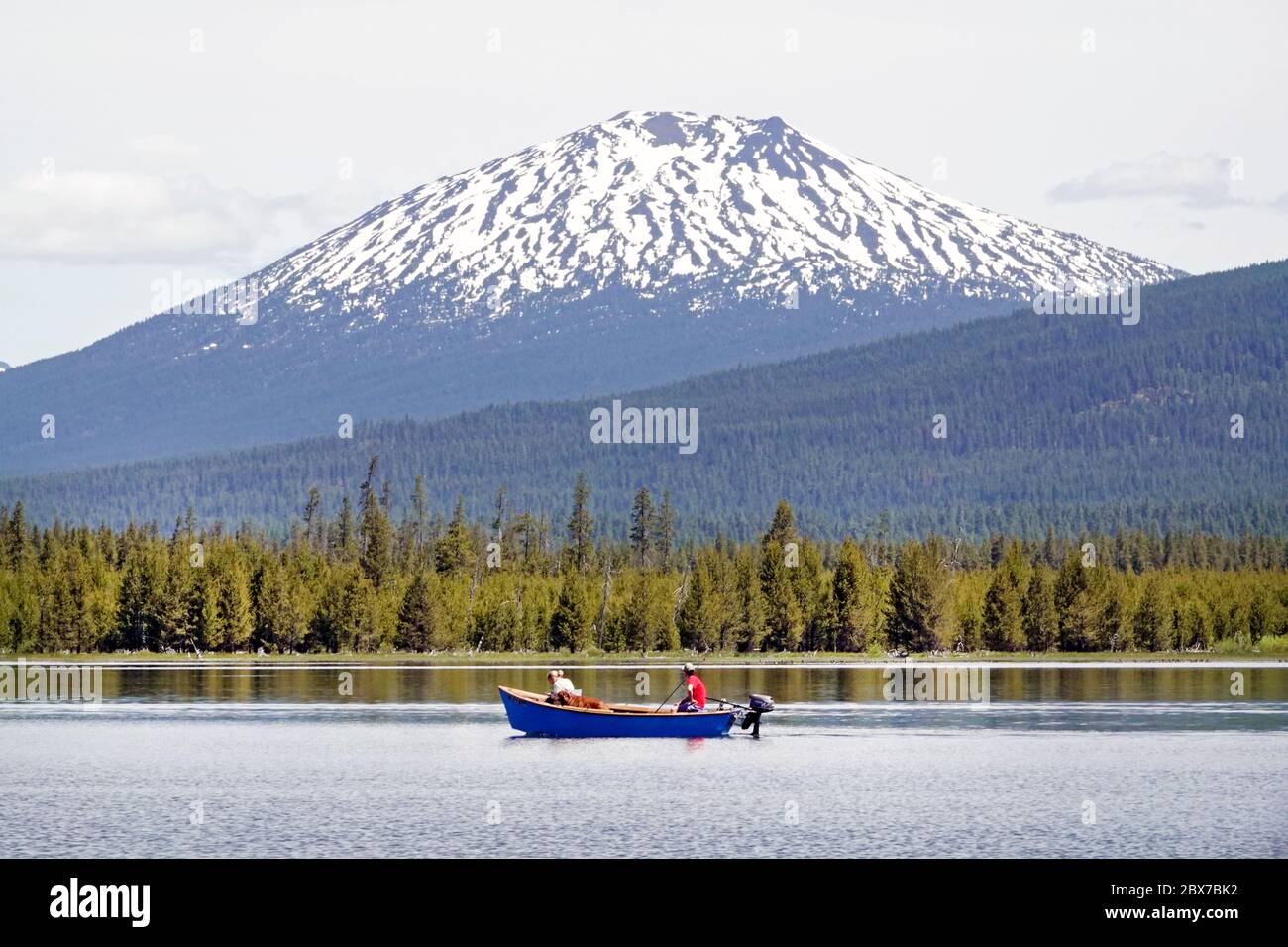 Fisherman boat crane prairie hi-res stock photography and images - Alamy
