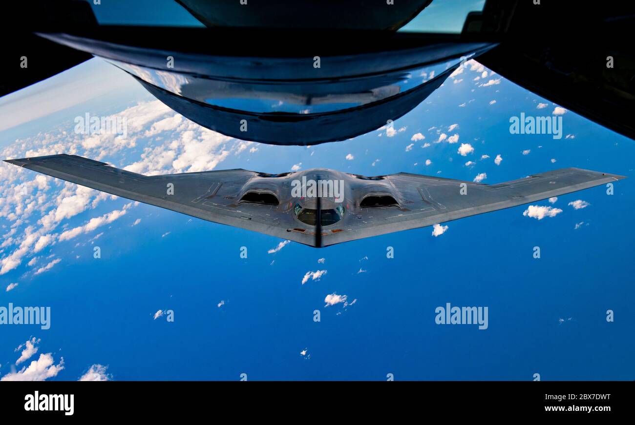 Usaf b2 hi-res stock photography and images - Alamy