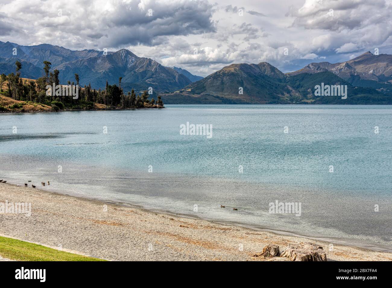 Opposite island hi-res stock photography and images - Alamy
