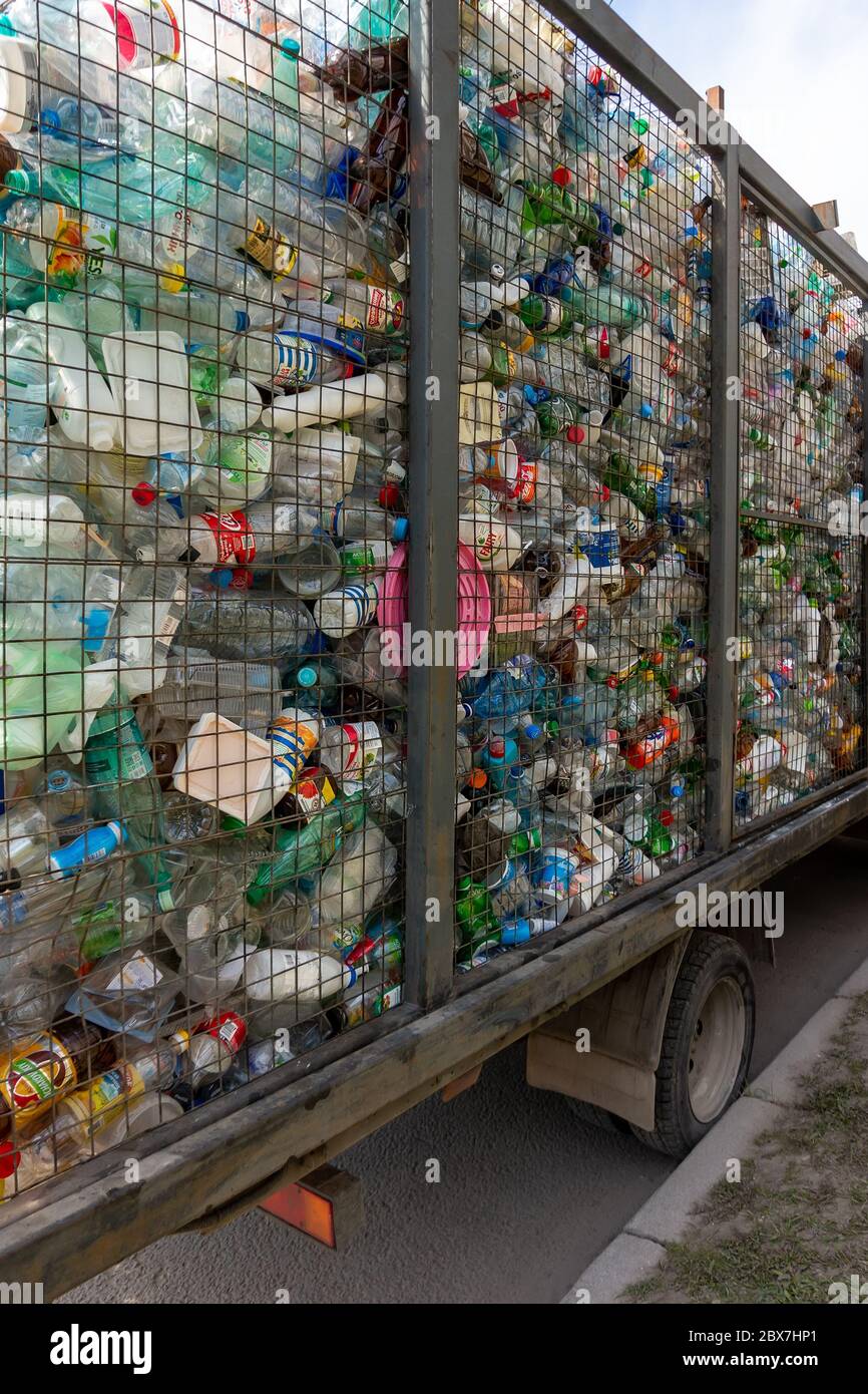 Garbage cage hi-res stock photography and images - Alamy