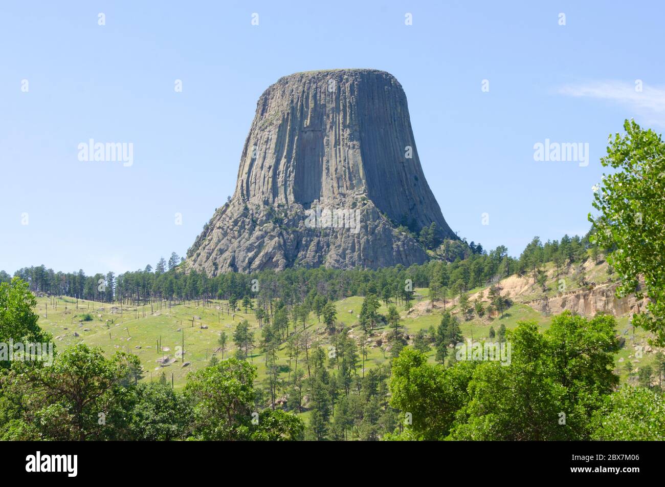 Devils tower igneous rocks hi-res stock photography and images - Alamy