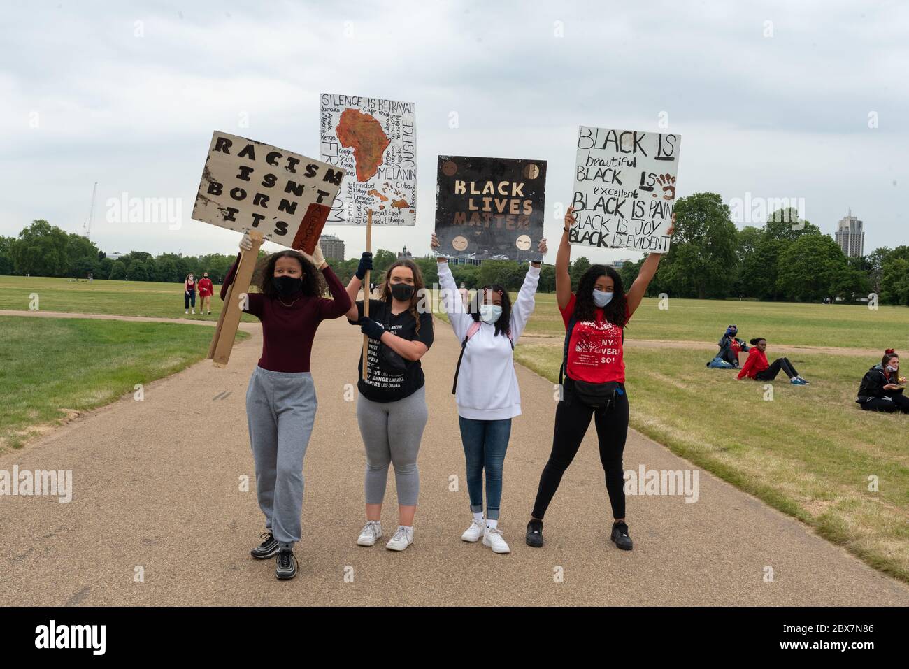 Black life matters london hi-res stock photography and images - Alamy