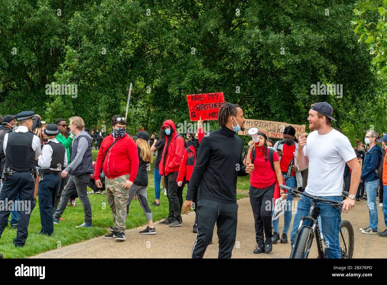 Black life matters london hi-res stock photography and images - Alamy