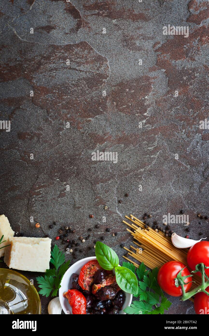 Italian food background hi-res stock photography and images - Alamy