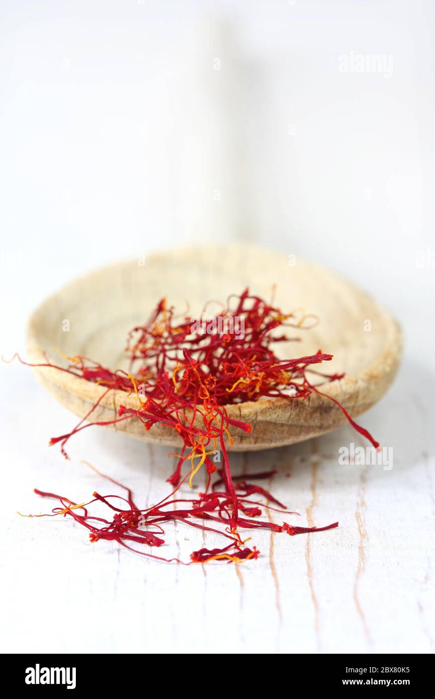 Saffron threads hi-res stock photography and images - Alamy