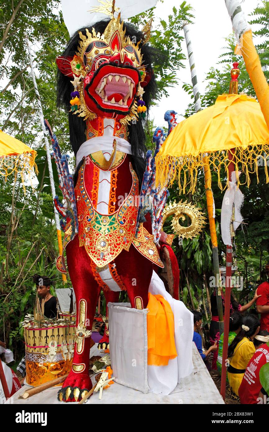 Hindu Cremation Ceremony. A large lion tower. Ubud, Bali, Indonesia ...