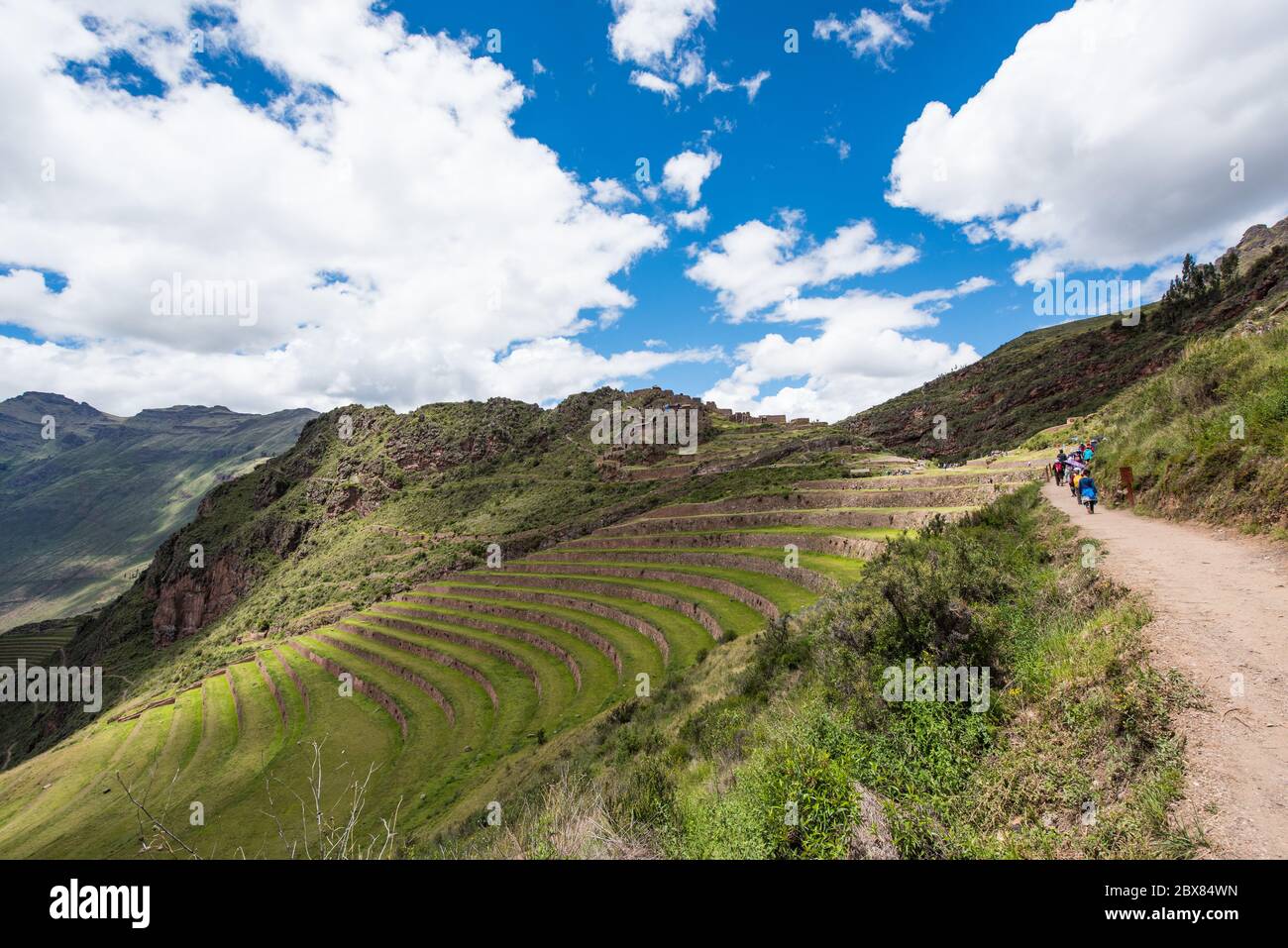 The Sacred Valley and the Inca ruins of Pisac Stock Photo - Alamy