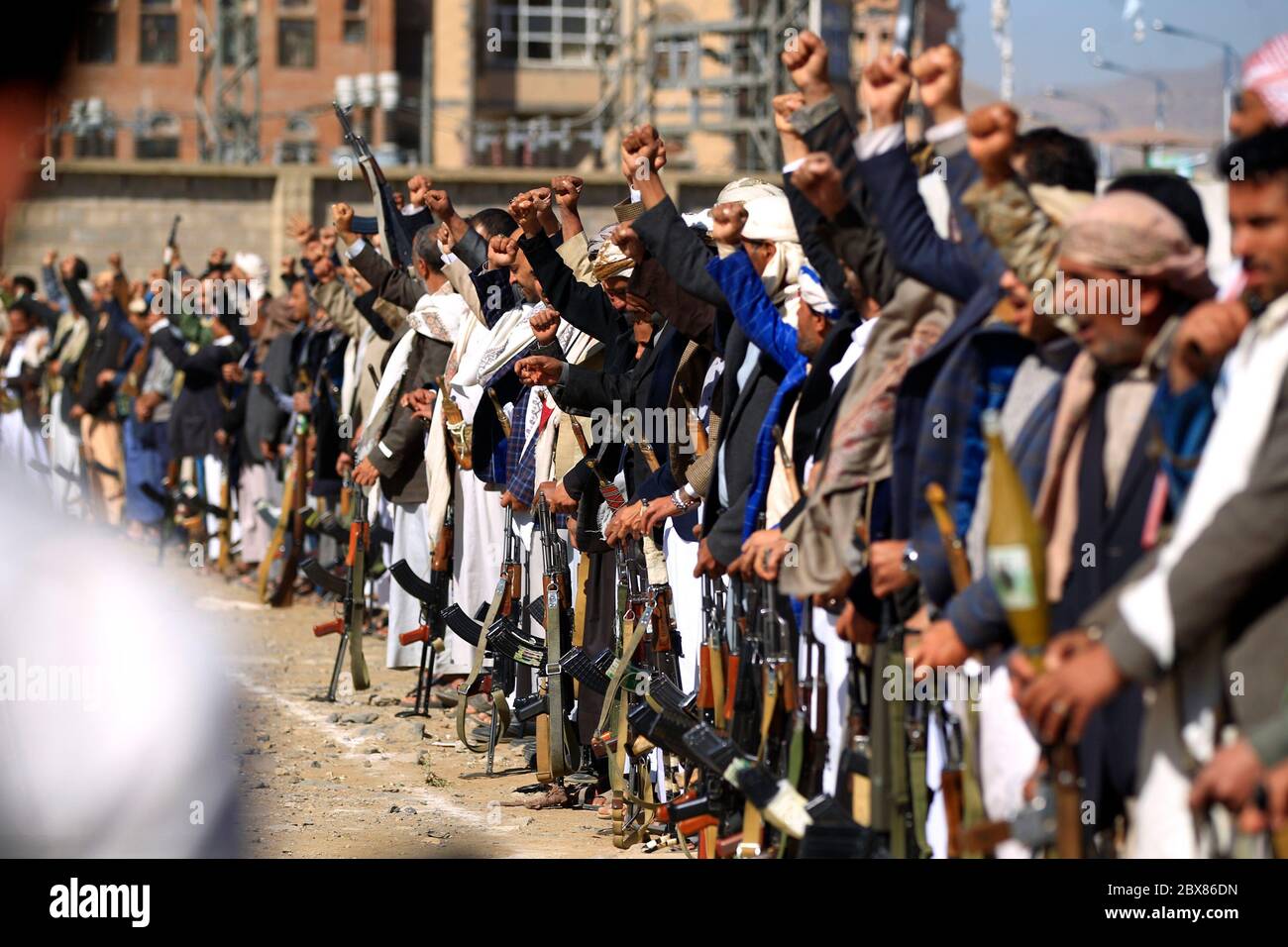 Saudi army yemen hi-res stock photography and images - Alamy