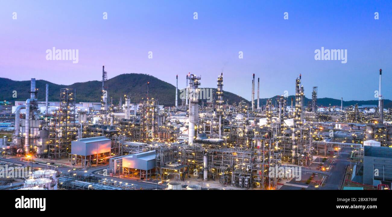 panorama view of refinery industry zone Stock Photo - Alamy