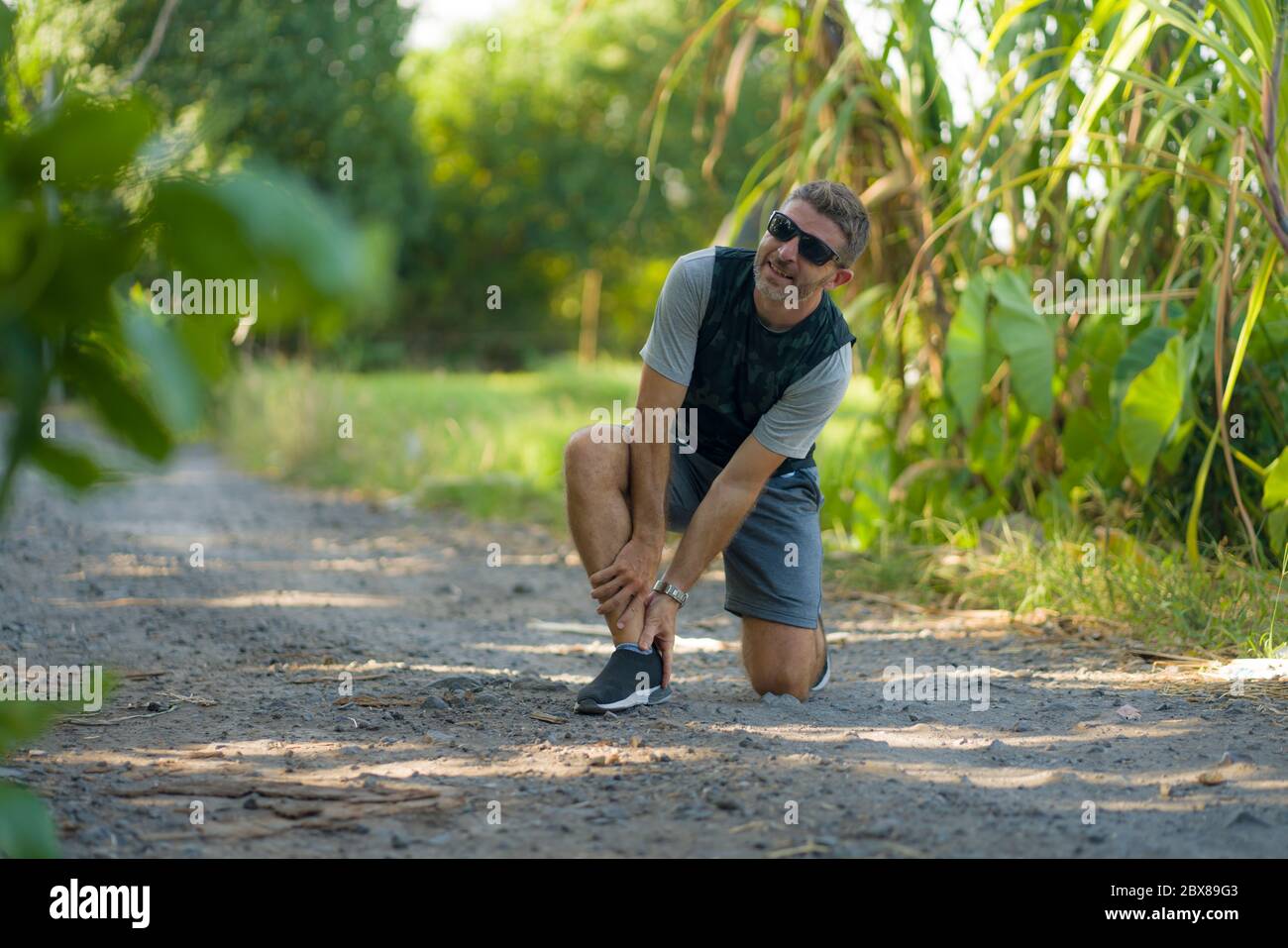 Runner pain face hi-res stock photography and images - Alamy