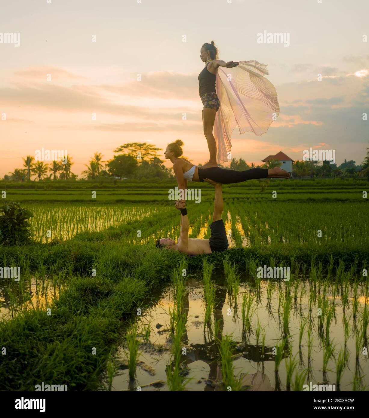 Girls in rice field hi-res stock photography and images - Alamy